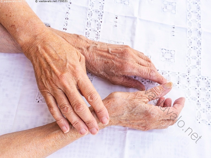 Kuva: On aika levätä - hoiva hoivaava henkilö hoitaja ystävä auttaja ...