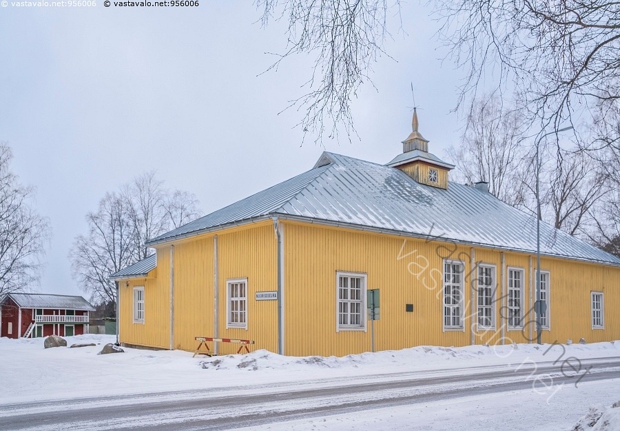 Kuva: Nykyinen nuorisoseurantalo, entinen suojeluskuntatalo - rakennus ...