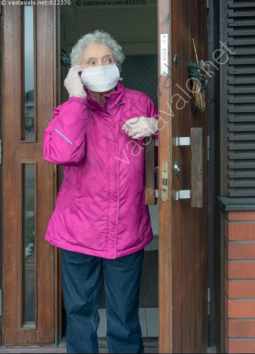 Kuva: Vanhus ei pysy kotona - hengityssuojain vanhus ikäihminen ...