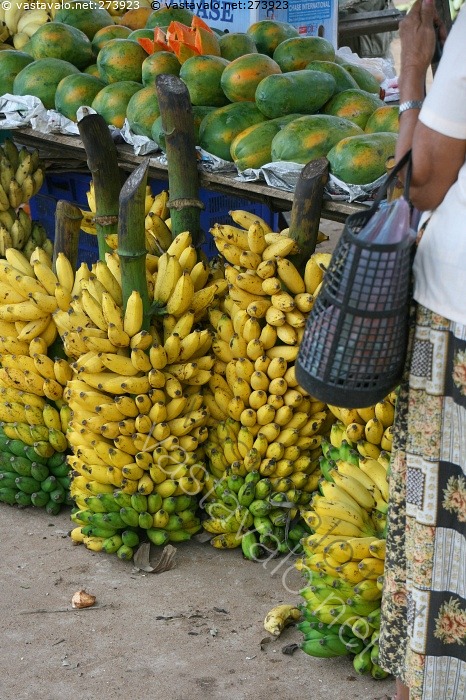 Kuva: Banaanit ja papaijat - banaani banaanit Musa sapientum hedelmä ...