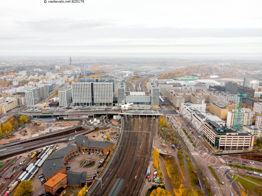 Kuva: Pasila - Mall of Tripla ilmakuva ilmavalokuva juna-asema junarata ...