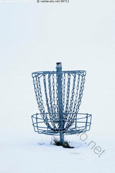 Kuva: Kori - frisbeegolf metallinen frisbee golf putki rautaputki ...