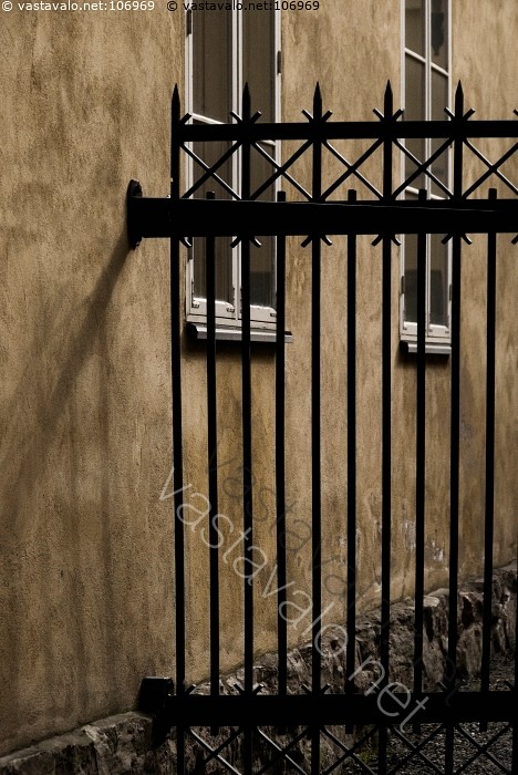 Kuva: rautaportti - rautaportti portti rautainen tyylitelty keskiaika ...