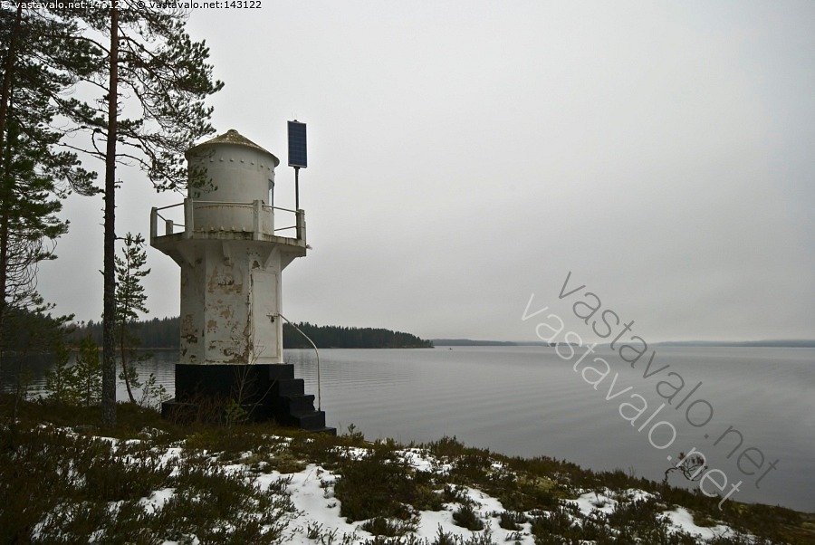 Kuva: Loisto - loisto aurinkopaneeli ranta järvenranta sisävesi ...