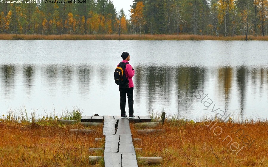 Kuva: Päiväretkellä - päiväretkellä Ruka lampi syksy syyskuu ruskaa ...