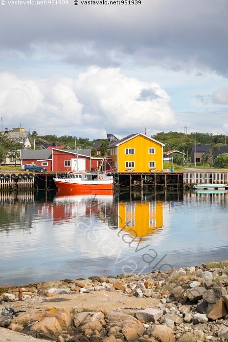 Kuva: Vastarannan maisemia - kalastusvene vene kalastus kalastaminen ...