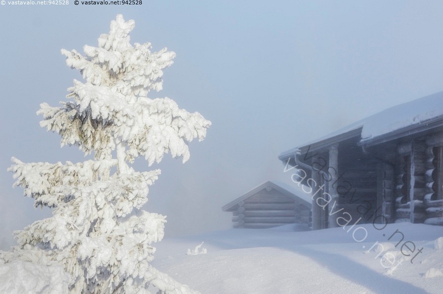 Kuva: Kelomökki - talvi luminen maisema mökki kelomökki rakennus ...