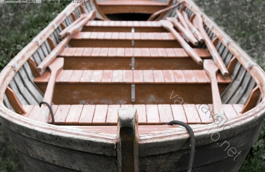 Kuva: Kirkkovene - vene puuvene kirkkovene soutuvene nokka kokka keula ...