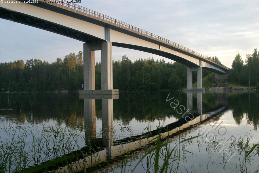 Kuva: Hakovirran silta - vesistöt järvi järvet virta virrat vesireitit ...