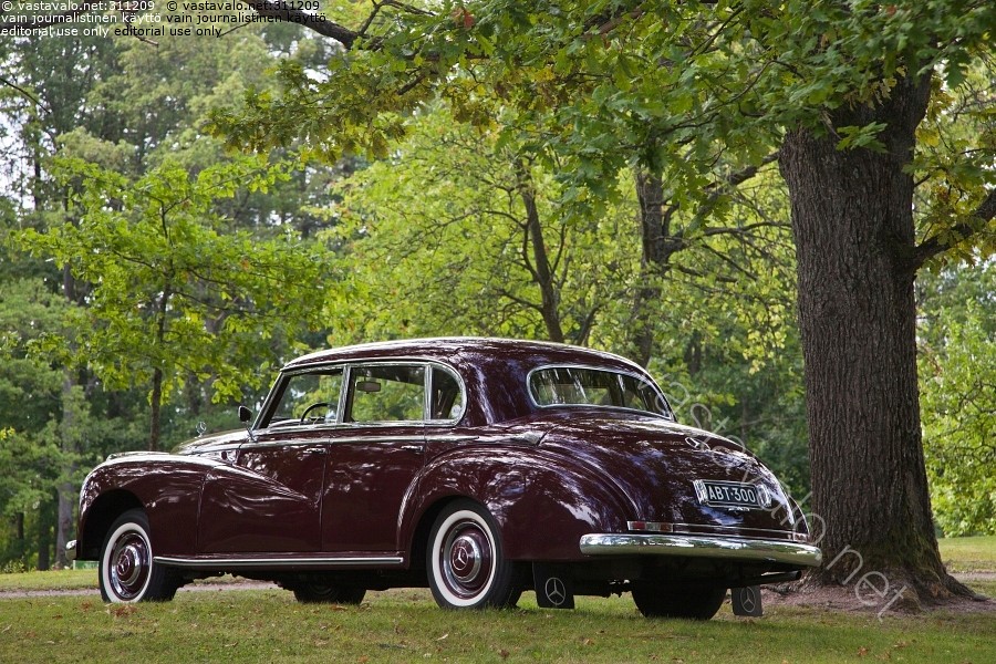 Kuva: Vanha mersu - auto museoauto klassikko vanha mercedes-benz ...