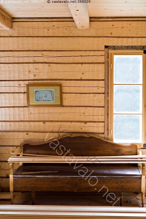 Kuva: Keskeneräinen - talo rakennus omakotitalo hirsi hirsitalo seinä ...