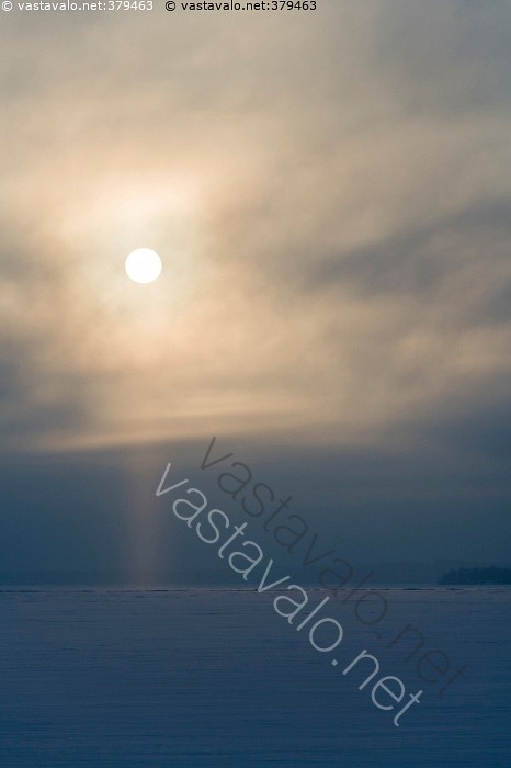 Kuva: Auringonpilari talvella - aurinkopilari auringonpilari halo ...