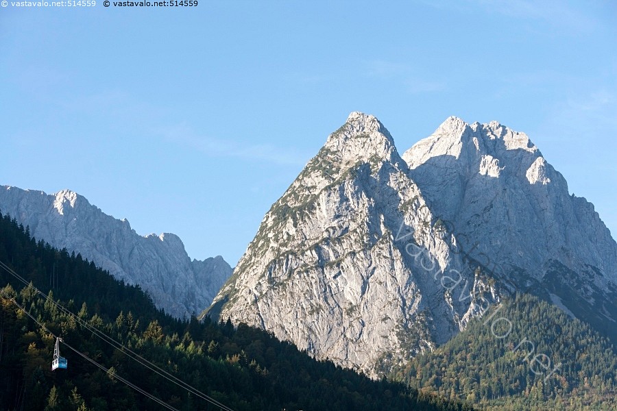 Kuva: Saksan Alpit - vuori vuoristo huippu kallio rinne jyrkkä maisema ...