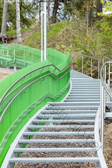 Kuva: Kaarevat portaat - askelma porrasaskelma askelmat porrasaskelmat ...