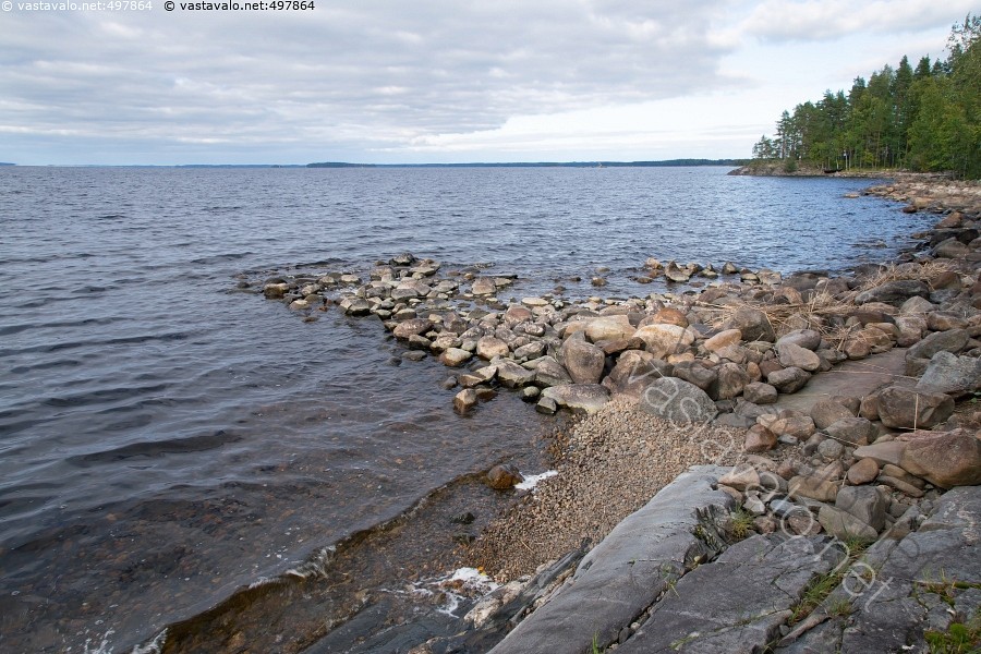 Kuva: Kivinen ranta 2 - kivinen ranta rantamaisema kivi kivet kiviä ...