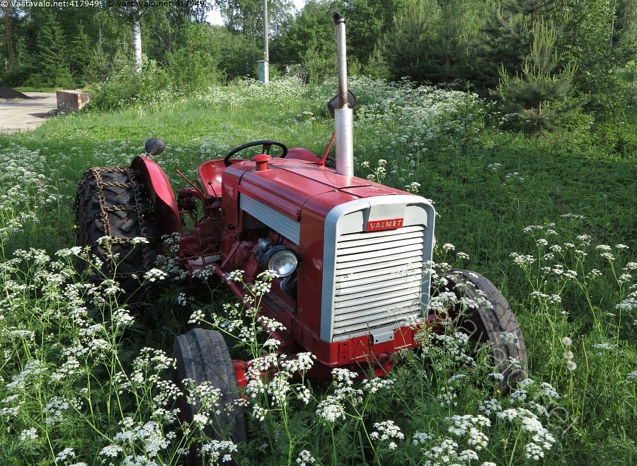Kuva: Vanha Valmet - traktori Valmet 361 maataloustraktori työkone ...