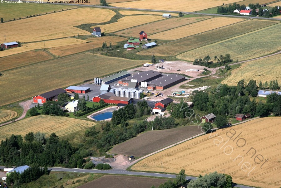 Kuva: Maatila - ilmakuva ilmavalokuva Marttila Ollila kylä peltomaisema ...