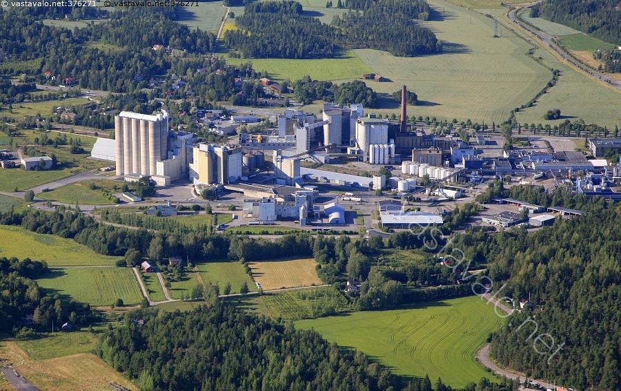 Kuva: Raision Rehu - ilmakuva ilmavalokuva tehdas Raisio OY Raision ...