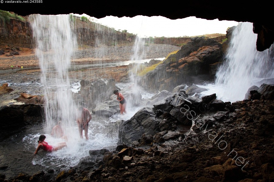Kuva: Yleinen suihku - africa afrikka kapedo turkana turkaana ...