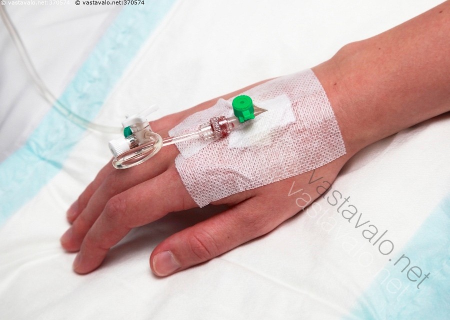 Kaikista päihteistä pitäisi uutisoida samanarvoisin kuvituskuvin : r/Suomi