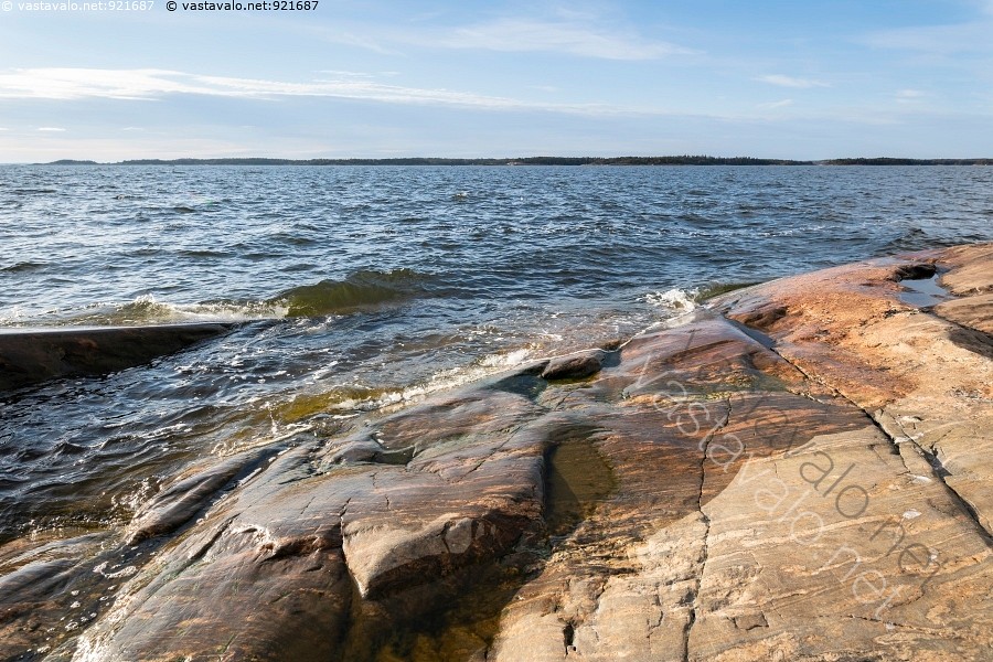 Kuva: Kallioranta - Itämeri Suomenlahti merimaisema maisema meri ranta ...