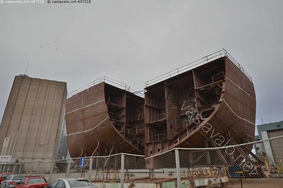 Kuva: Telakka ja laivan runkolohko - Arctech Helsinki Shipyard ...