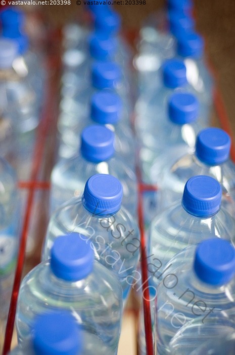 Kuva: Vesipullot - vesi vesipullo pullo vesipullot juoma sininen korkki ...