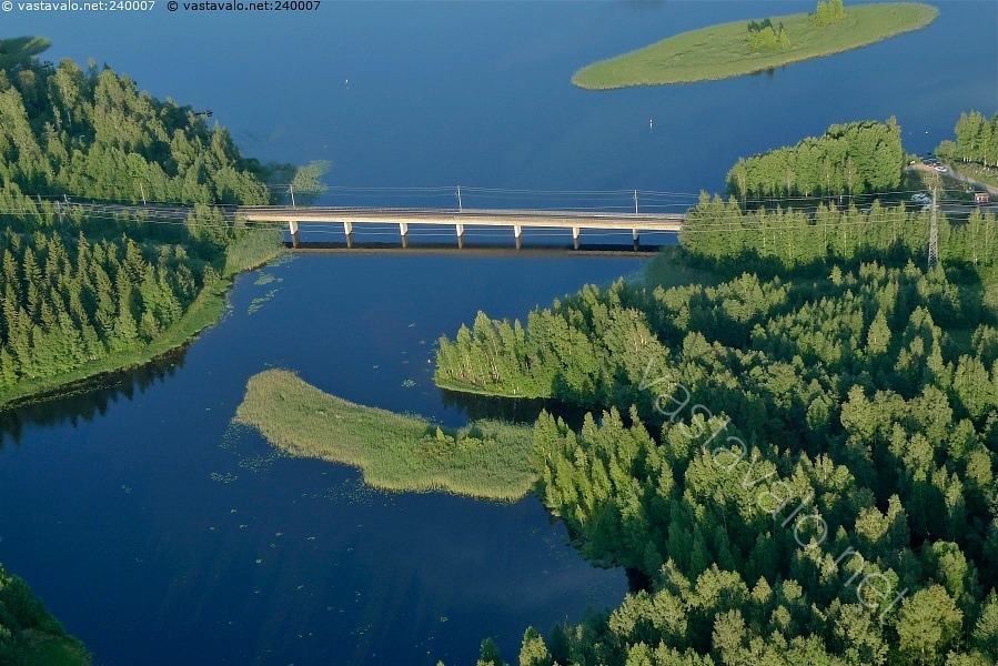 Kuva: Rautatiesilta - Muurame silta rautatie Päijänne ilmakuva ...
