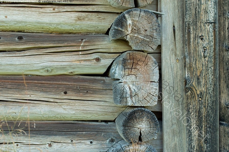 Kuva: Ajan patinoima seinä - rakennus hirsirakennus hirsiseinä hirsi ...