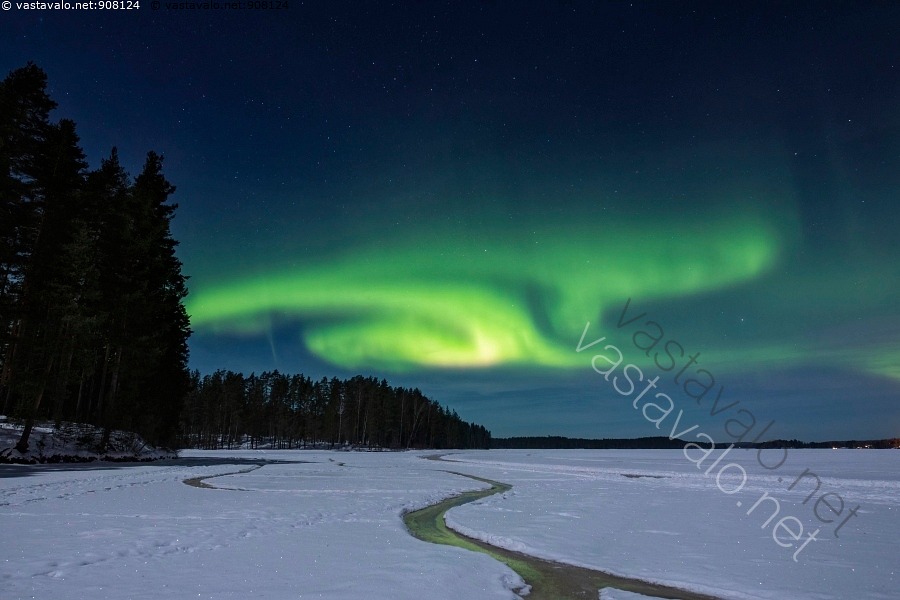 Kuva: Revontulet - revontulet revontuli reposet Aurora borealis tähdet ...