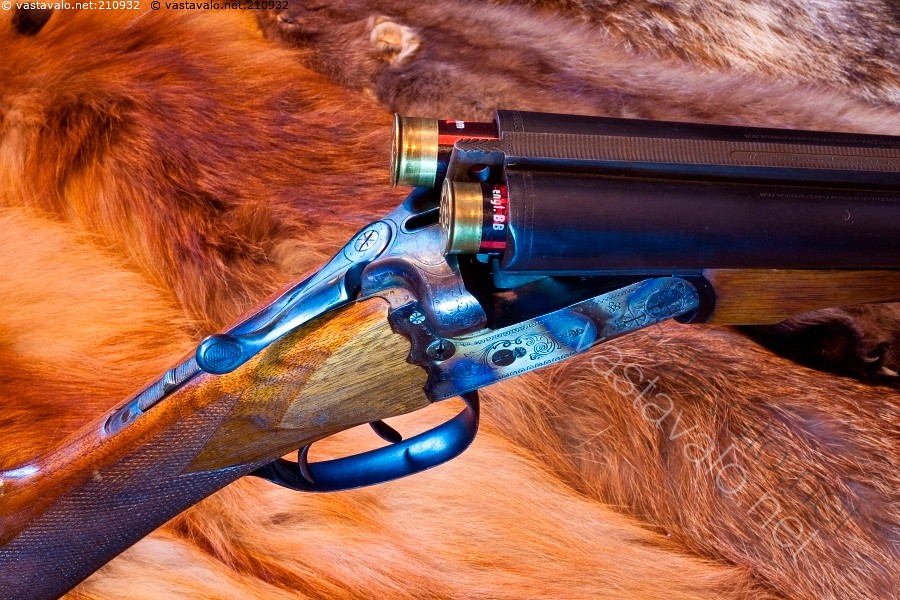 Kuva: Rinnakkaispiippuinen - rinnakkaispiippuinen haulikko siro ...