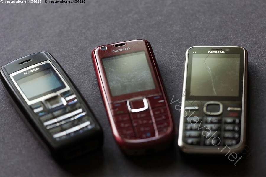 Kuva: Käytettyjä kännyköitä - Nokia kännykkä matkapuhelin puhelin ...