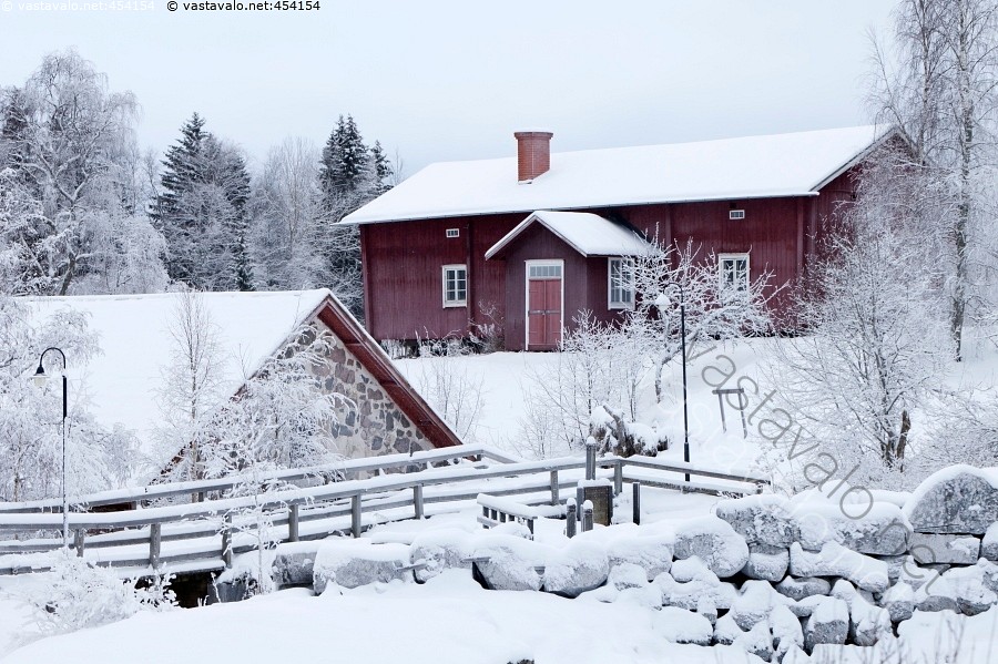 Kuva: Jonkarin tupa, Nautelankoskella - punainen hirsi hirsirakennus ...