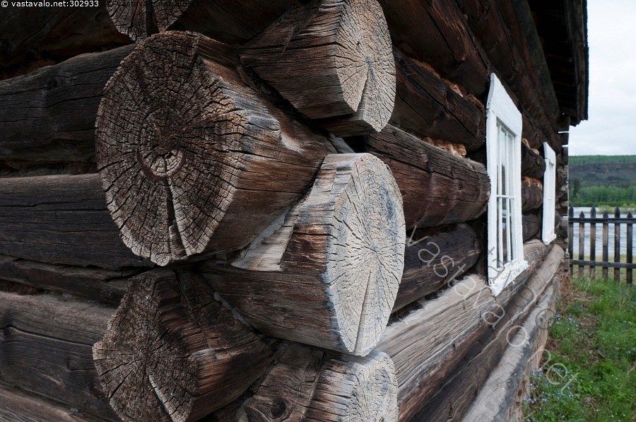 Kuva: Hirsisalvos - hirsi hirsiseinä hirsisalvos hirsirakennus vanha ...