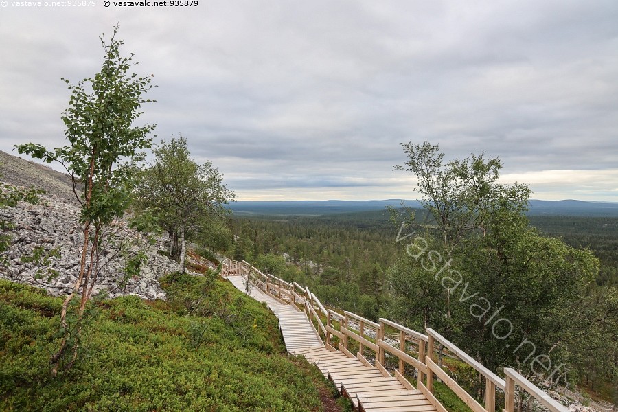Kuva: Portaat Ukko-Luostolla - Luosto Ukko-Luosto Luostotunturi tunturi ...