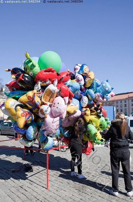 Kuva: Ilmapalloja - Turku vappu ilmapallot vappupallot Turun kauppatori ...