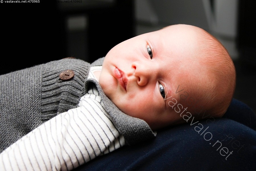 Kuva: Poikavauva - vauva poika lapsi poikavauva poikalapsi sylivauva ...