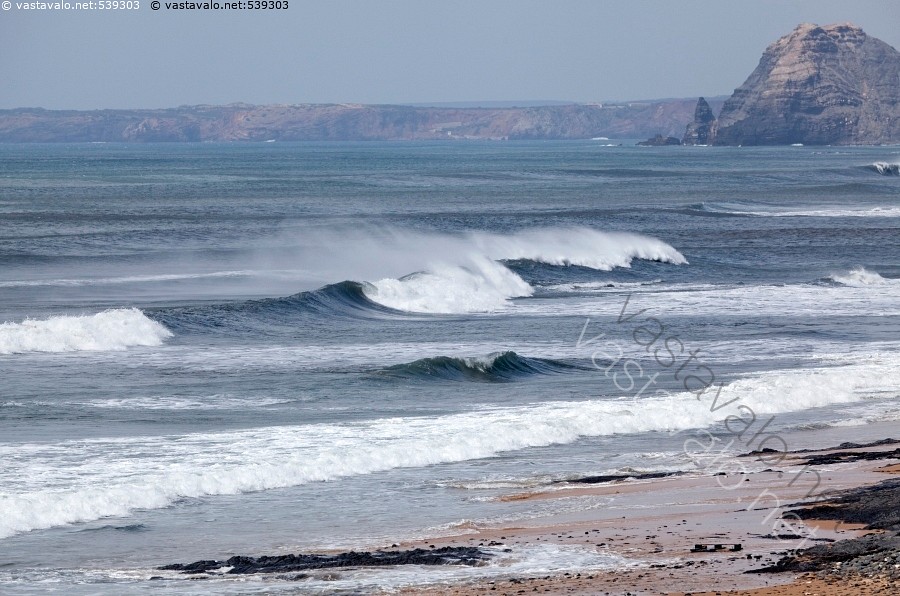 Kuva: Pitkät aallot - Praia da Cordoama Atlantti Atlantin valtameri ...