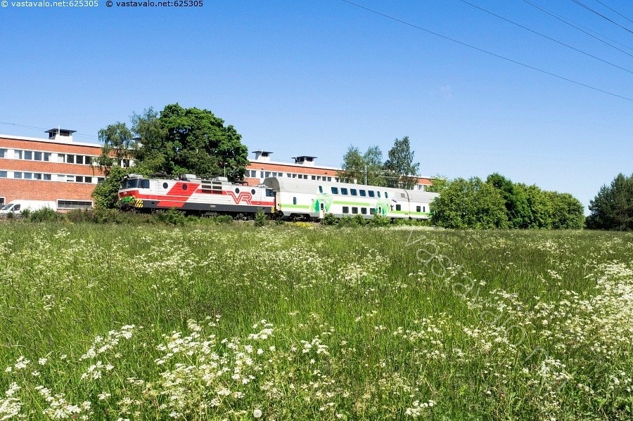 Kuva: Tampereen juna - Turku Raunistula Liikuntakeskus Alfa kiinteistö ...