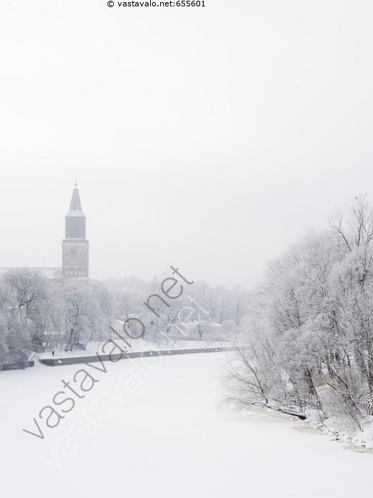 Kuva: Joenmutka - Turku Aurajoki joki maisema jokimaisema kaupunki ...