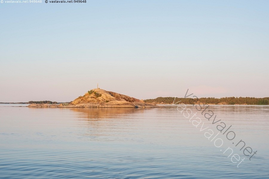 Kuva: Luodot - ilta kesä kesäilta saari luoto kallioluoto Turun ...