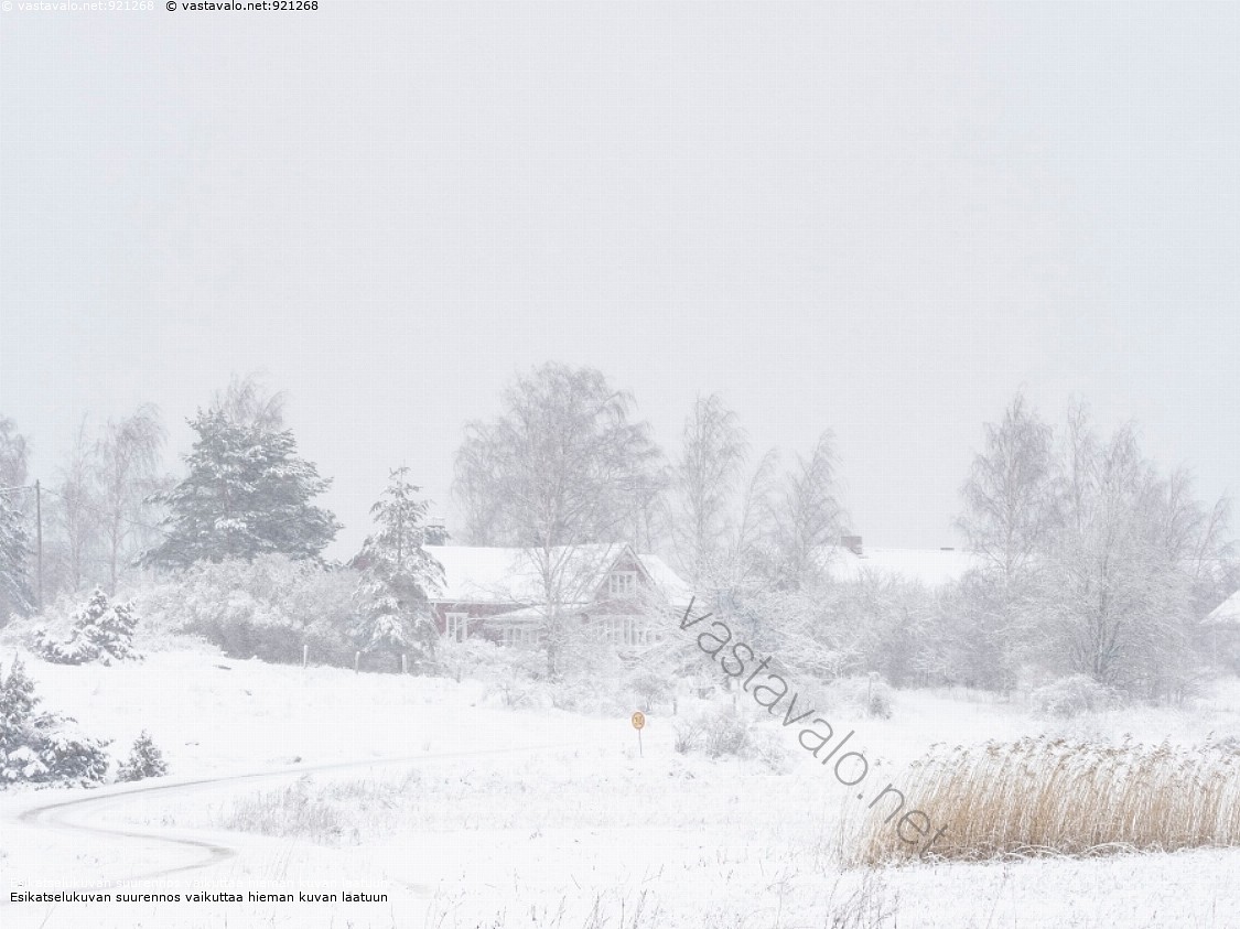 Kuva: Tie kylään - saaristo talvi kevättalvi huhtikuu lumi talvinen ...