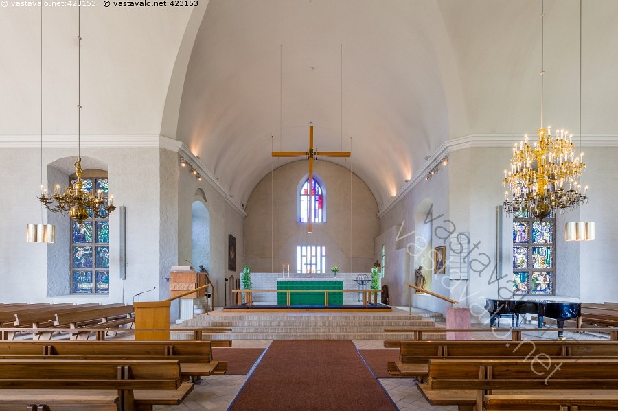 Kuva: Kirkkonummen Pyhän Mikaelin kirkko sisältä - Kirkkonummen kirkko ...