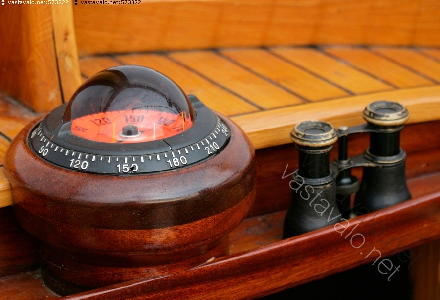 Kuva: Kompassi - kompassi kiikari merenkulku suunnistus navigointi ...