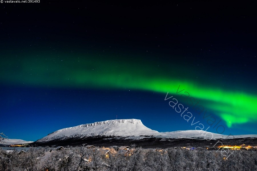 Kuva: Saana - Saana Kilpisjärvi tunturi revontuli revontulet talvi lumi ...