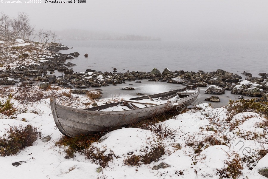 Kuva: Puuvene - Cahkaljärvi Enontekiö Kilpisjärvi Käsivarsi Lappi ...