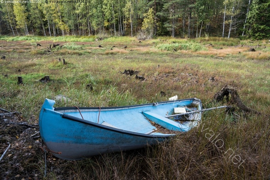 Kuva: Vesille venosen mieli - vene soutuvene kuivilla kuivattu lampi ...