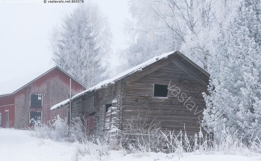 Kuva: Vanhat rakennukset - riihi vanha maaseutu hirsi hirsirakennus ...