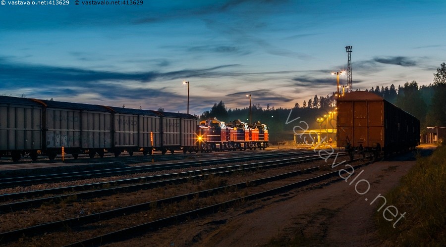 Kuva: Junayö - rautatie juna veturi Dv12 diesel dieselveturi VR ...