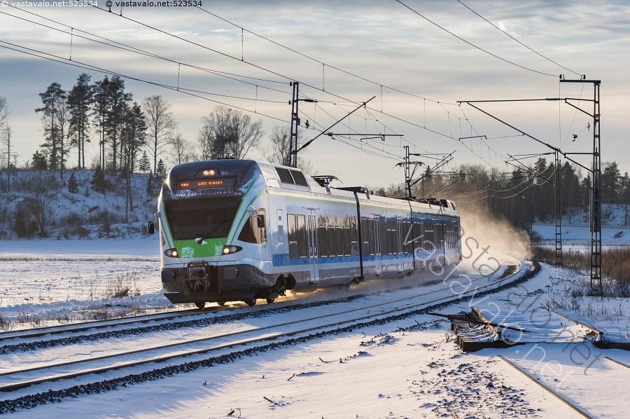 Kuva: Talvipäivän U-juna - rautatie VR HSL HRT Junakalusto ...